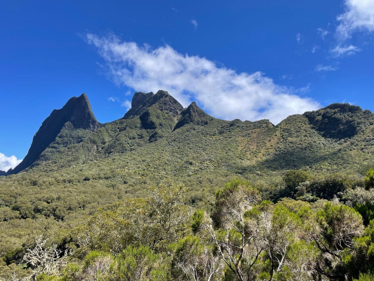 Mafate : trek inoubliable dans le seul cirque accessible à pied